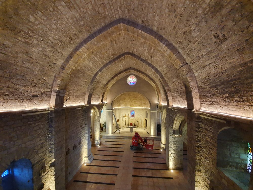 Linear Lighting for Church - Ledux Lumière